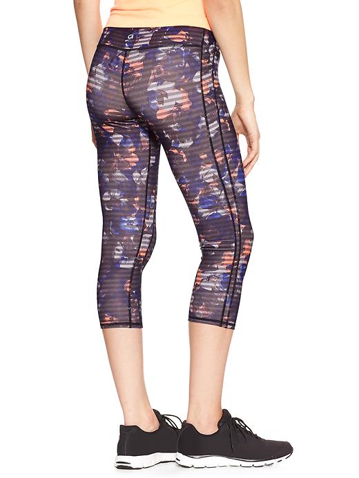 Factory GapFit gFast print capris | Gap Factory