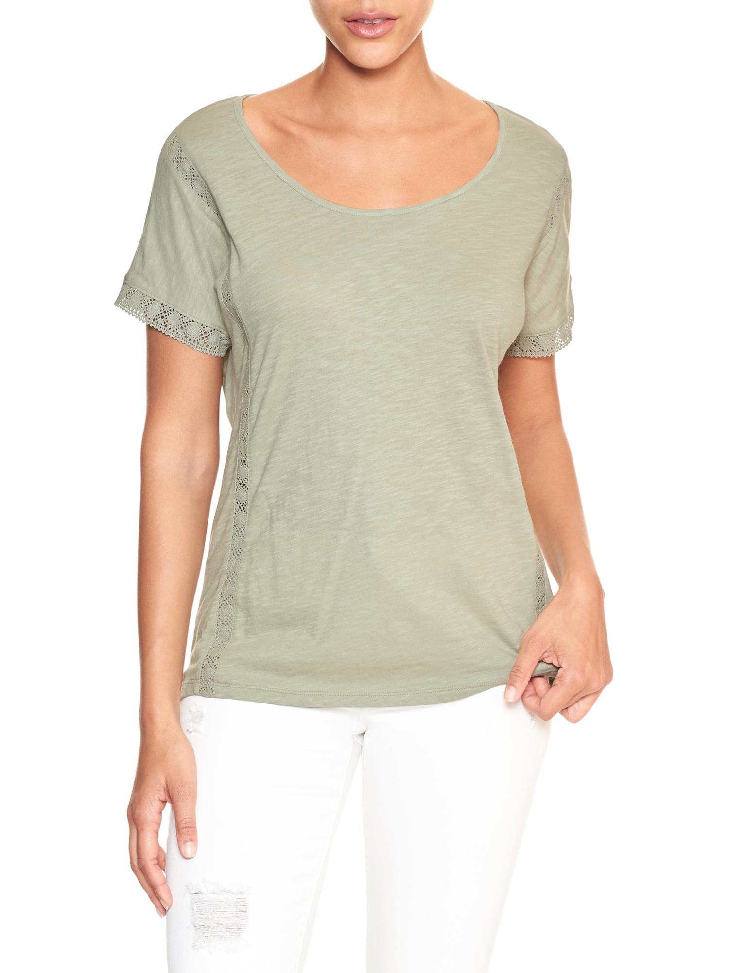 Easy crochet-trim tee | Gap Factory