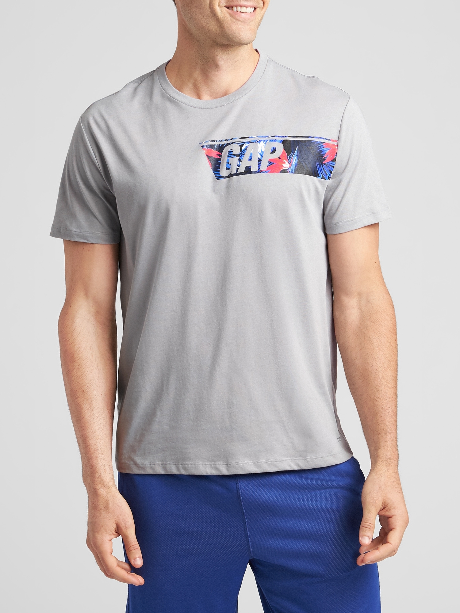 GapFit Graphic T-Shirt | Gap Factory