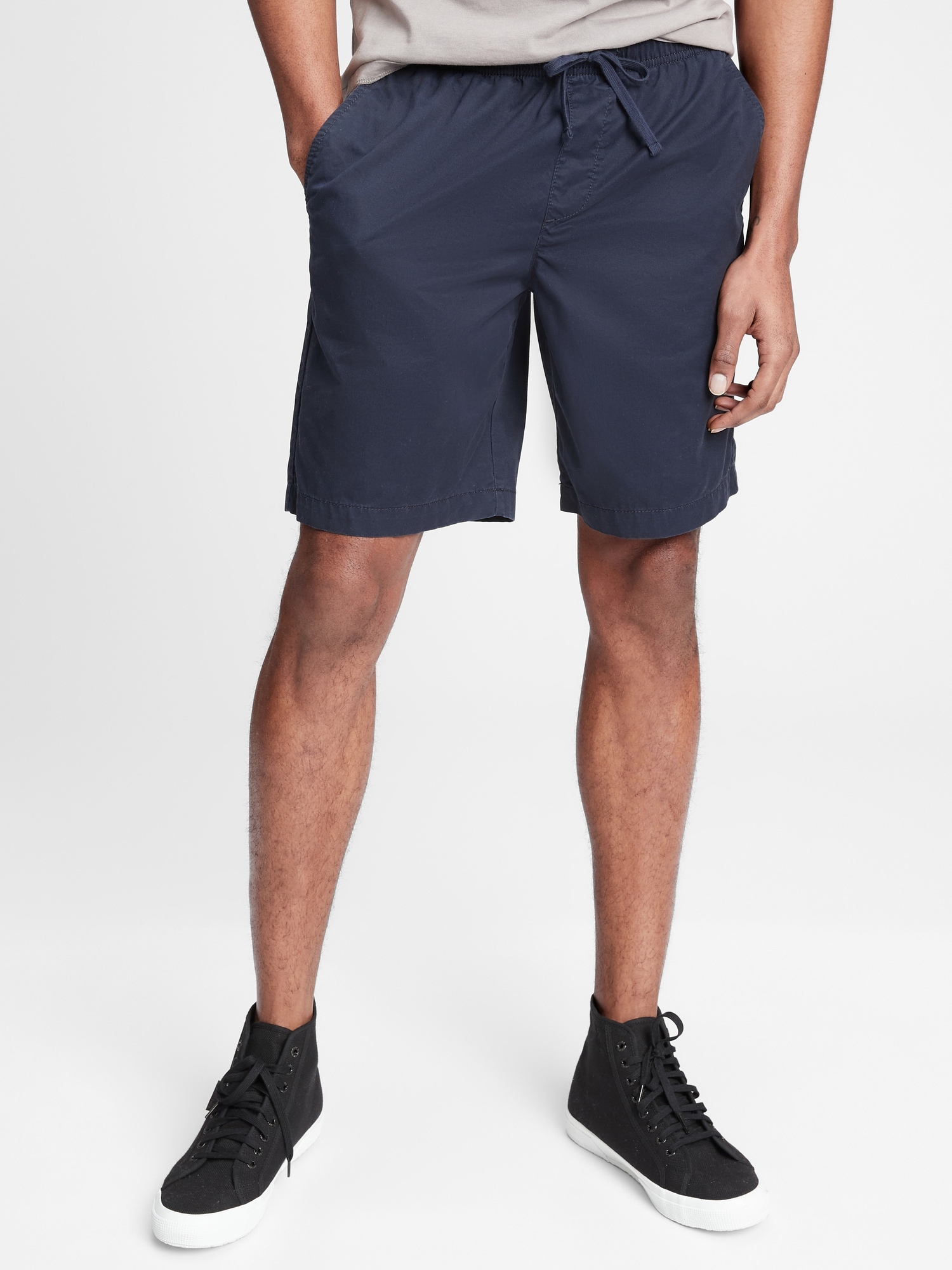 9" Easy Shorts | Gap Factory