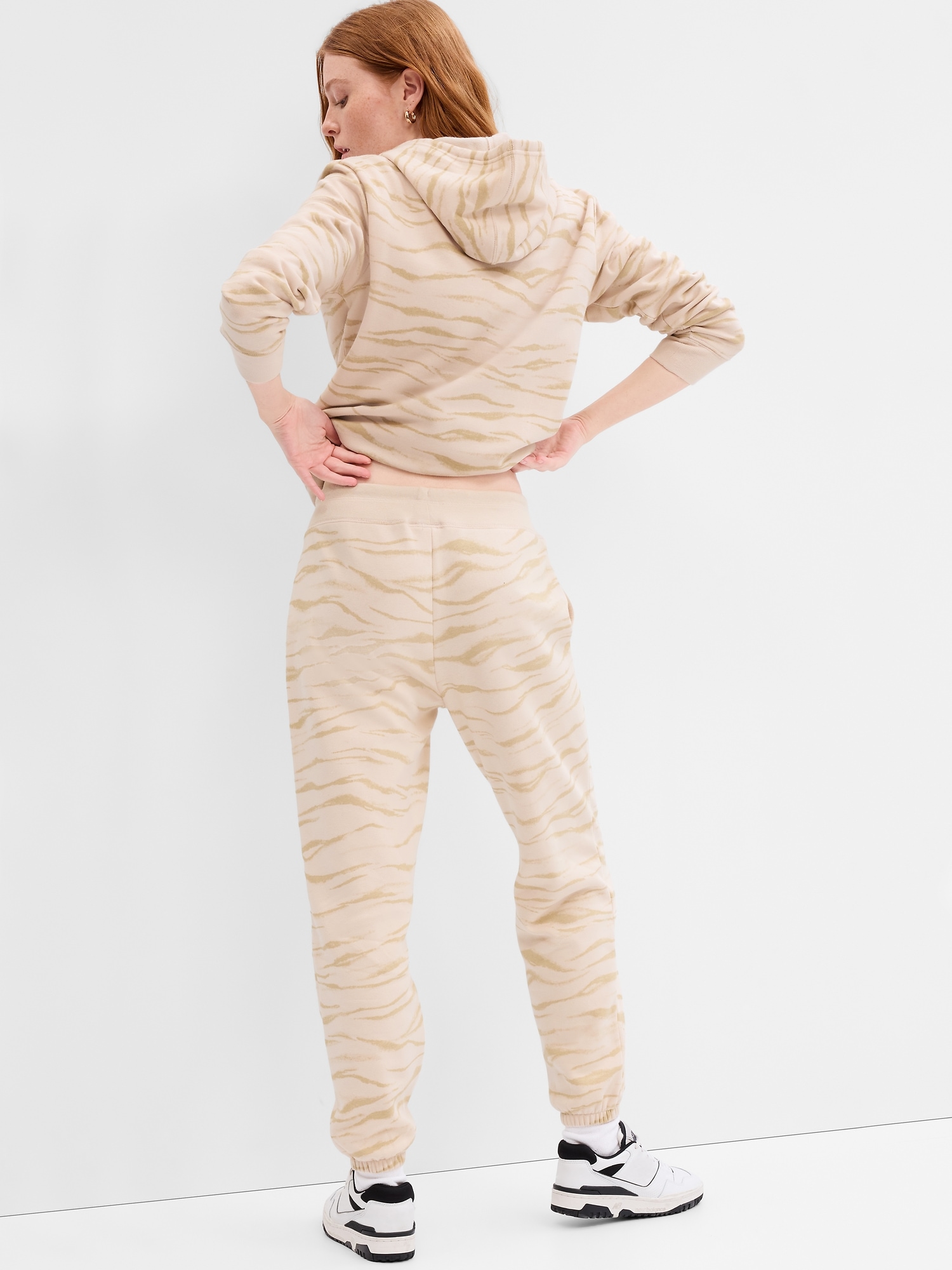 Gap Logo Joggers | Gap Factory