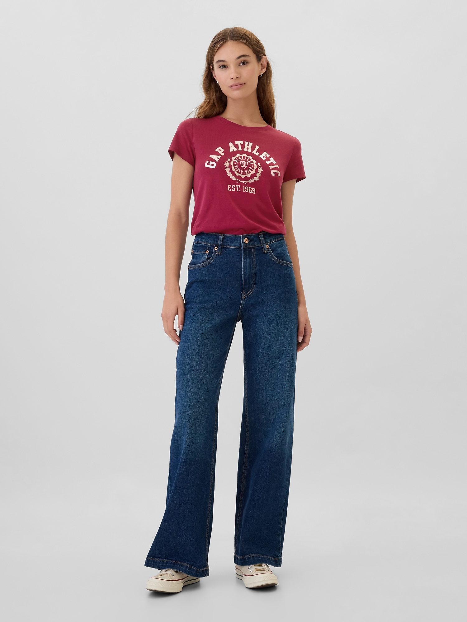 Favorite Crewneck T-Shirt | Gap Factory