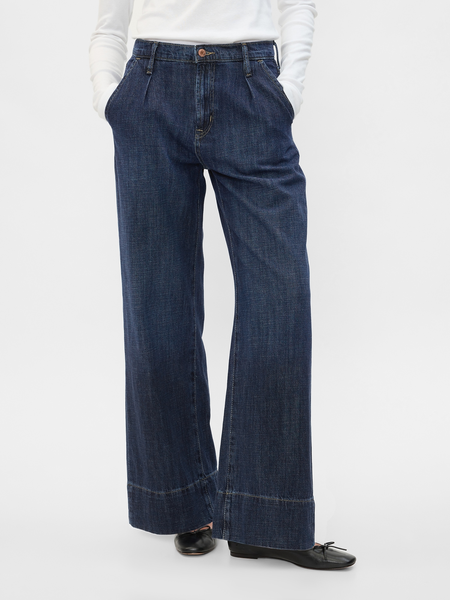 High Rise Pleated Wide-Leg Jeans | Gap Factory